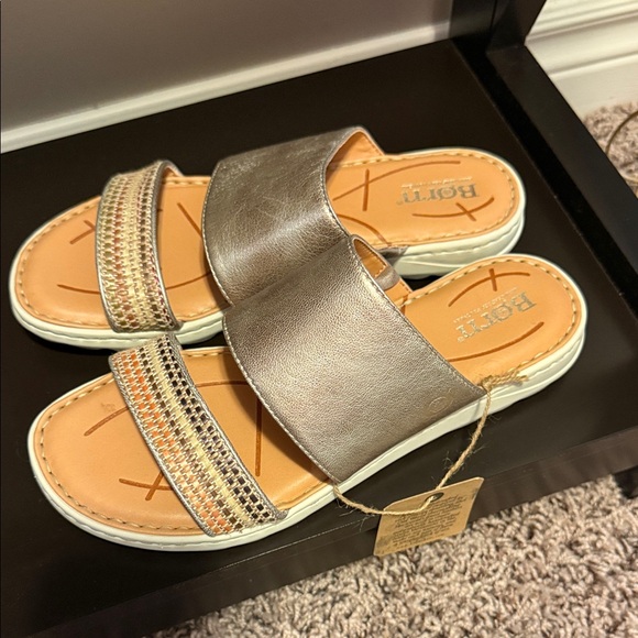 Born | Shoes | Born Womens Metallic And Tan Slide Sandals | Poshmark